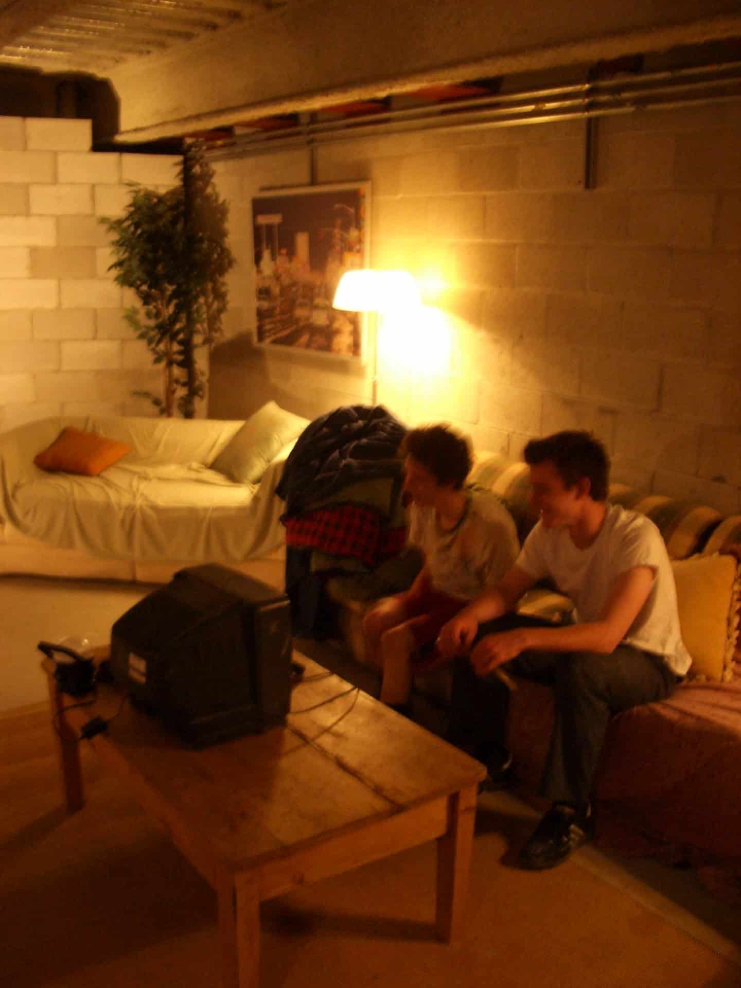 Dude Builds Secret Apartment At A Shopping Mall Dude Builds Secret Apartment At A Shopping Mall