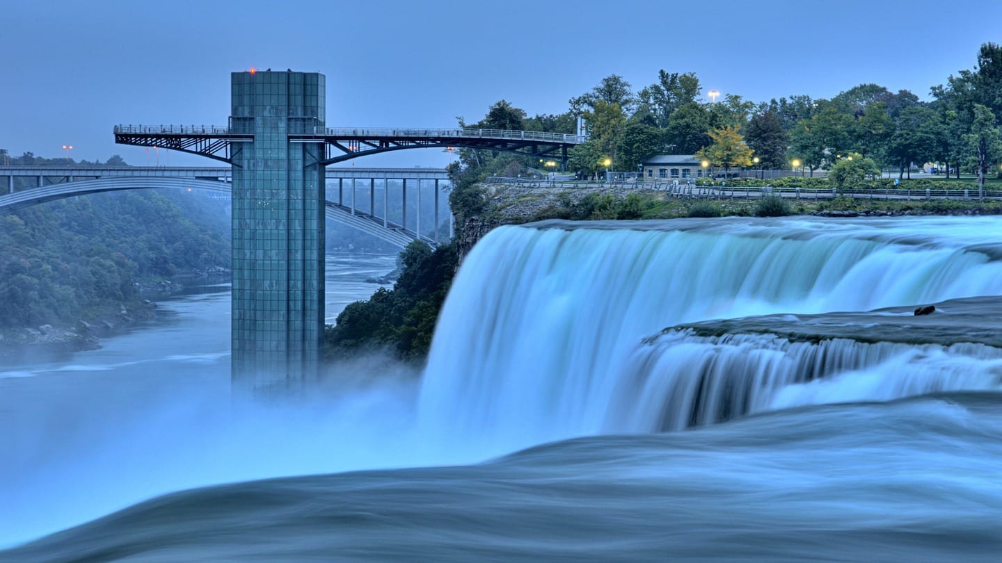 21 Photos Of Waterfalls That Will Make You Realise Life Isn't All That Bad