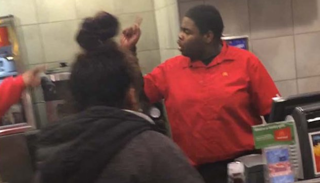 Mcdonalds Employee Has Epic Meltdown And Trashes Restaurant After