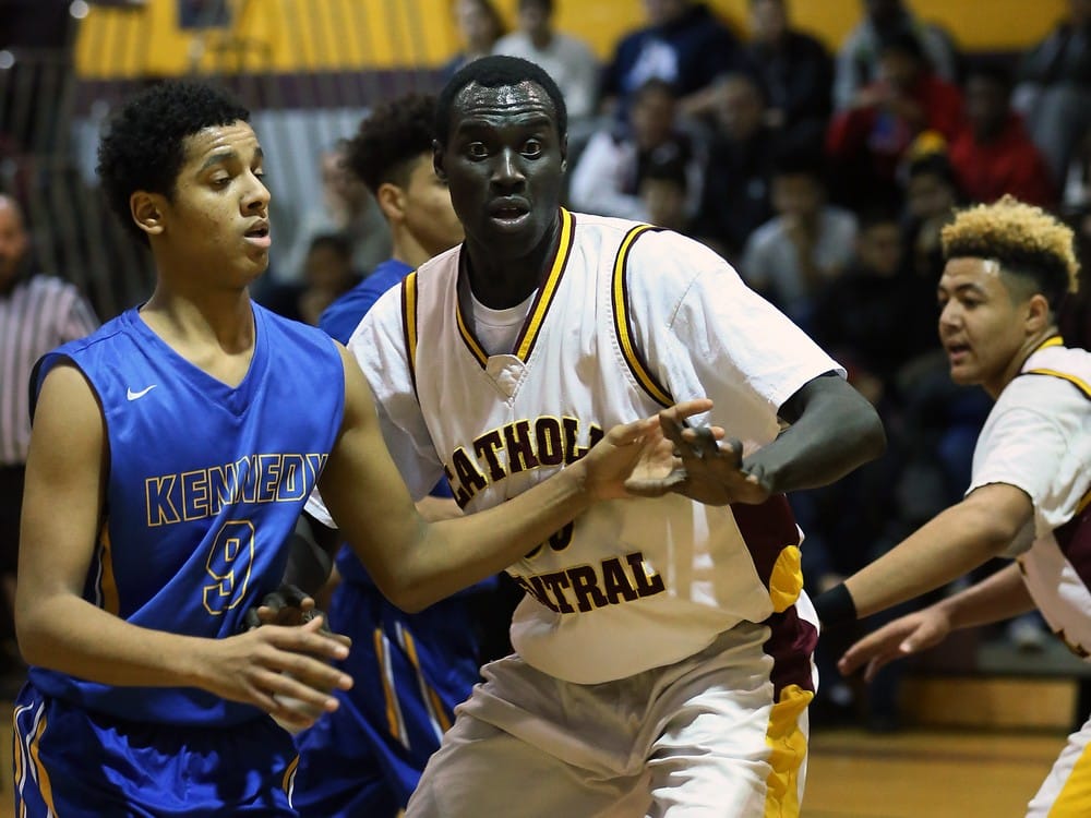 17-Year-Old High School Basketball Star Turns Out To Be A 30-Year-Old ...