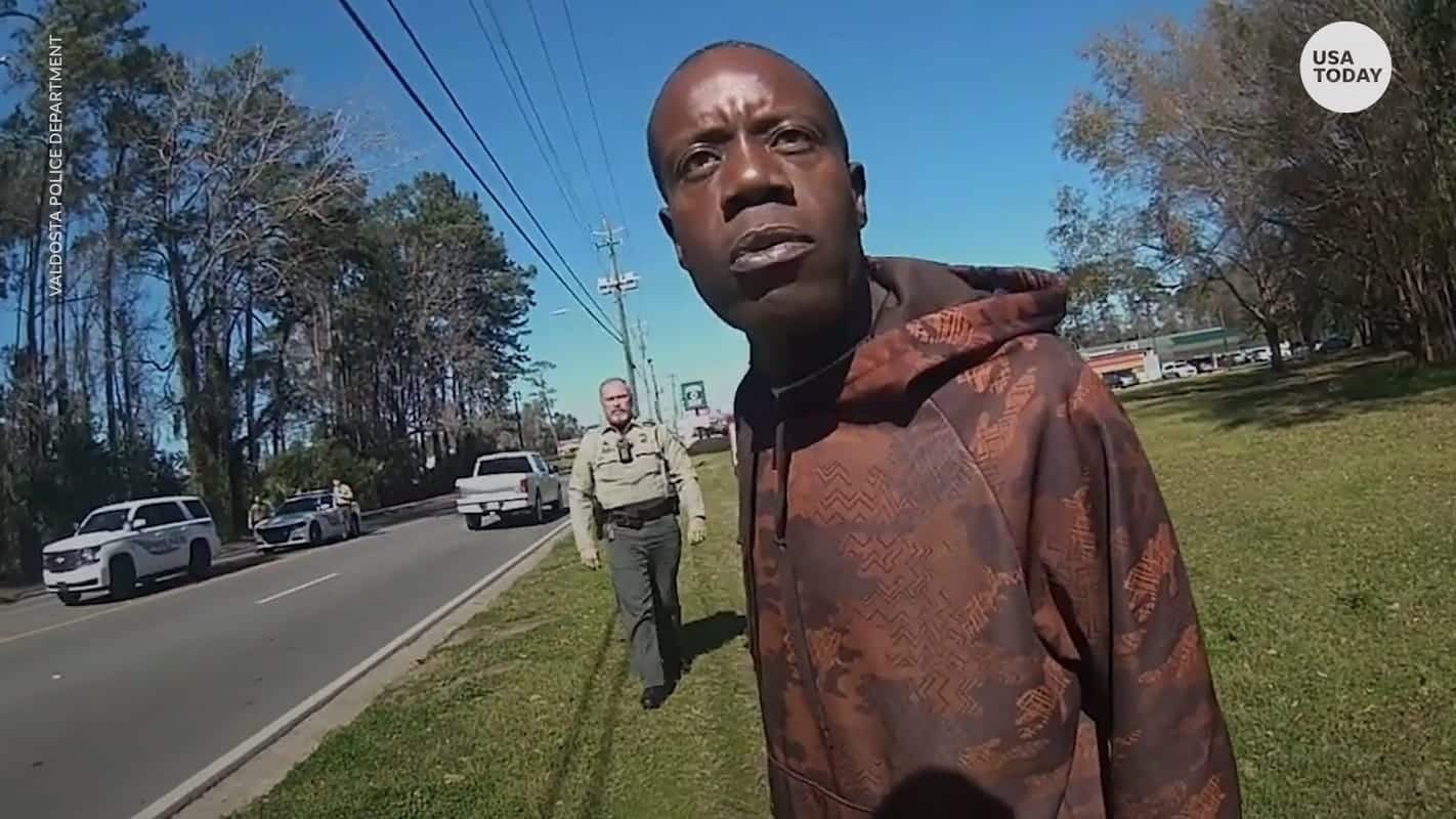Police Officer Body Slams Man & Breaks His Arm For No Reason (VIDEO)