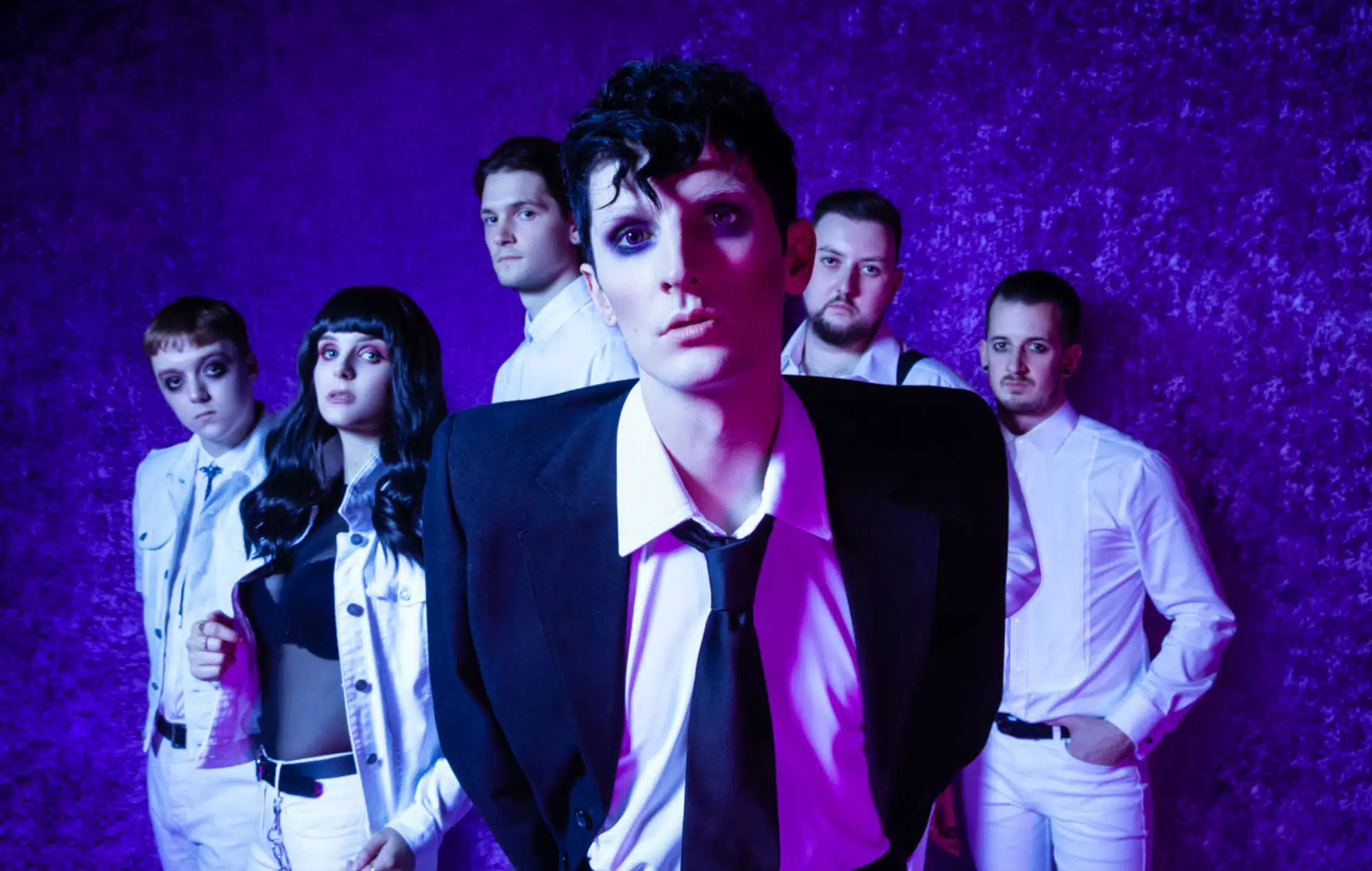 Guitarist In UK's Biggest Goth Band Recounts Psychotic Breakdown In ...